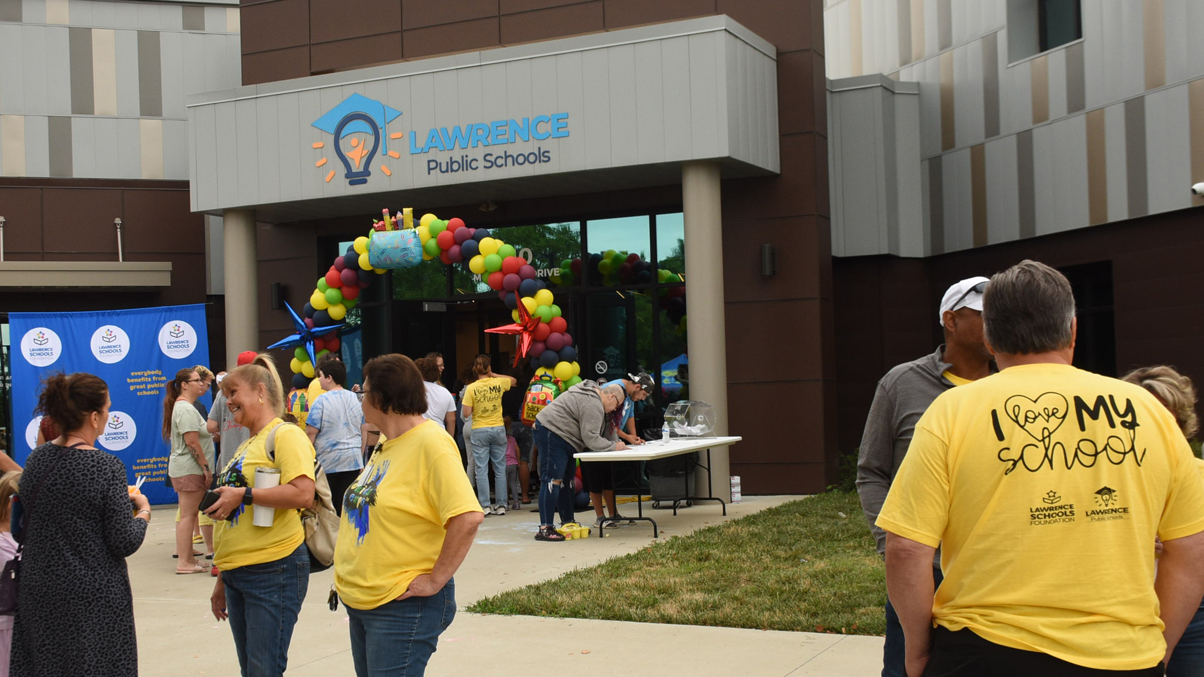 Lawrence school district students start classes in less than 2 weeks ...